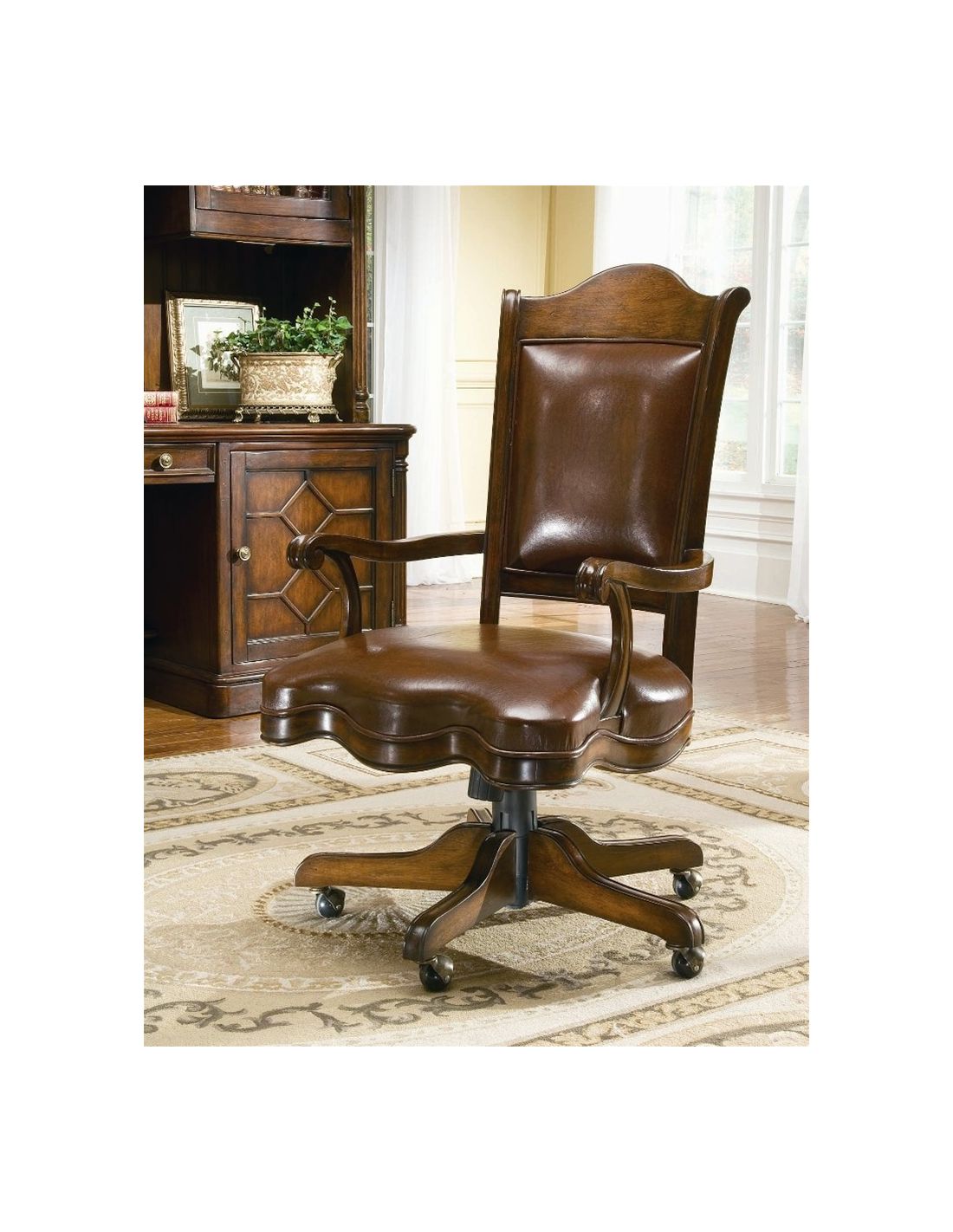 Grand western style desk chair